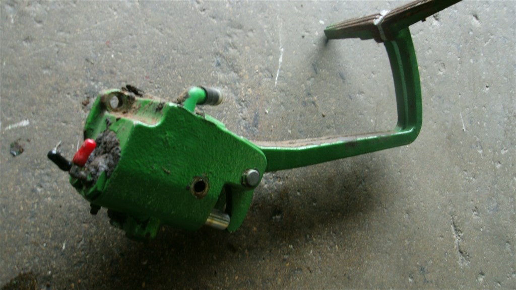 Used John Deere 2350 parts for sale